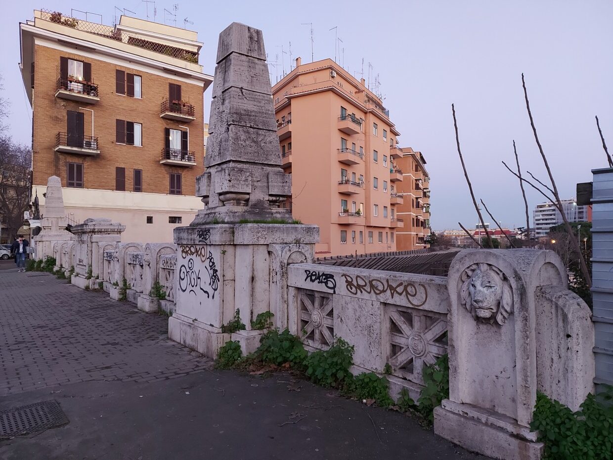 Ponte Bianco, quel che resta dell'antica ferrovia sulla Gianicolense ...