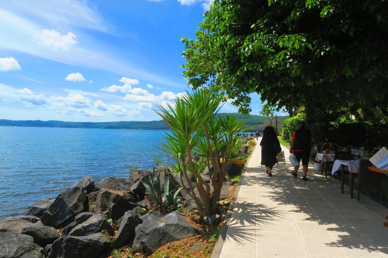 Trevignano Romano: passeggiata nel borgo e sul lago di Bracciano ...