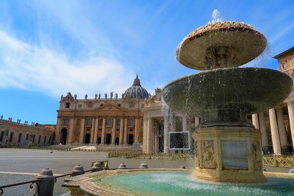 Piazza San Pietro: l'ellissi perfetto, tra Roma e Vaticano - MondoVagando