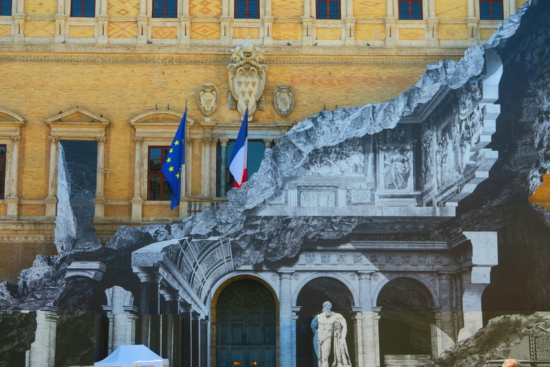 Piazza Farnese a Roma - MondoVagando