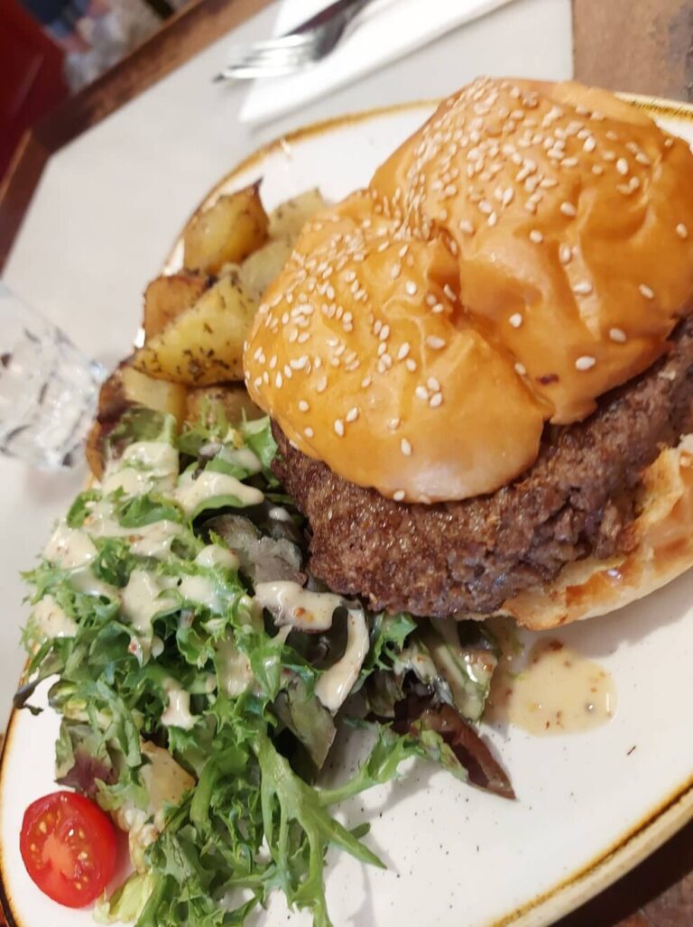 Fiston: mangiare a Lione in una tipica Bouchon Lyonnais - MondoVagando