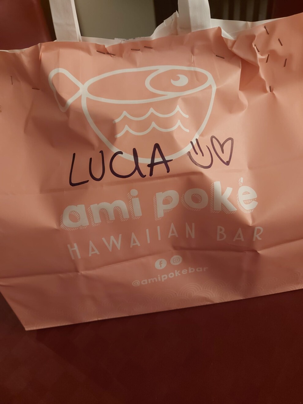 Ami Pokè: la catena di healthy food tutta rosa di Roma - MondoVagando