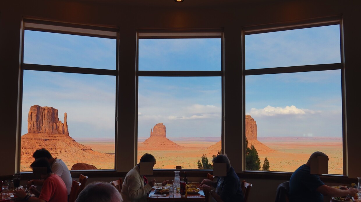 The View: dove mangiare e dormire all'interno della Monument Valley ...