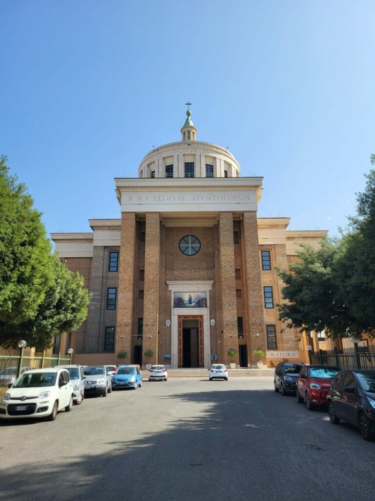 Chiesa di Santa Maria Regina degli Apostoli alla Montagnola - MondoVagando
